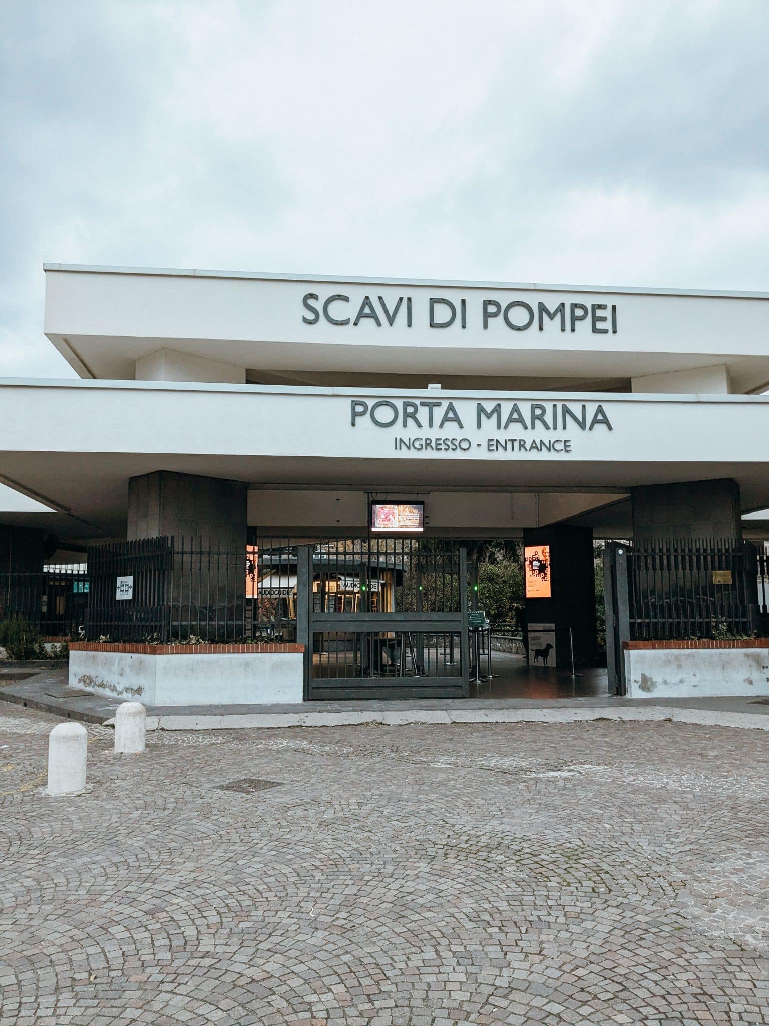 Ultimate Guide to Visiting Pompeii - Jetlagged Journeys