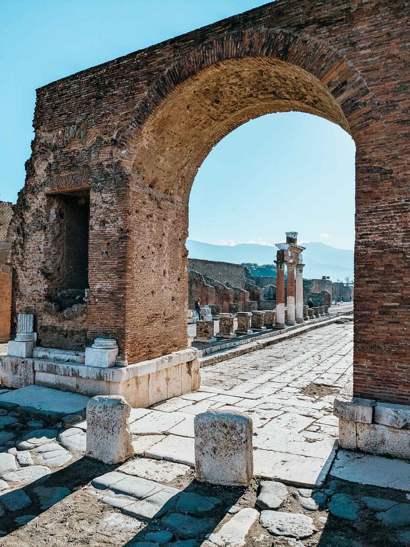 Ultimate Guide To Visiting Pompeii